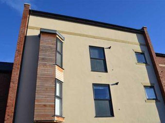 2 Bedrooms Flat for sale in Lock Court, Upper Cambrian Road, Chester CH1