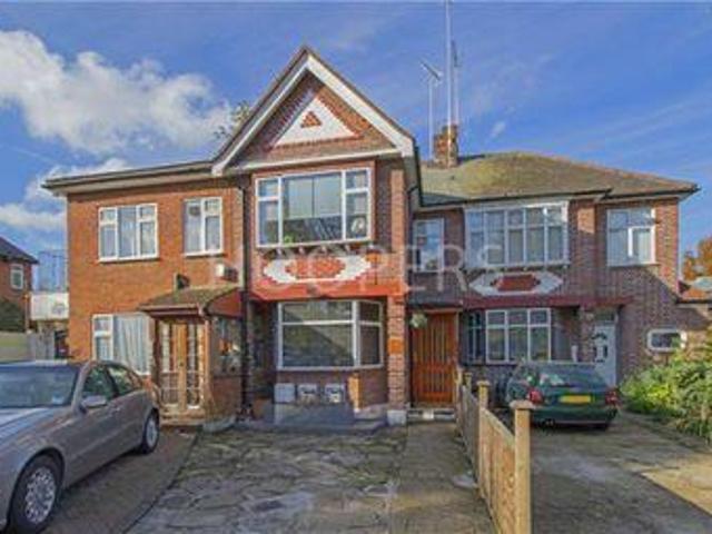 2 Bedrooms Flat for sale in Longstone Avenue, London NW10