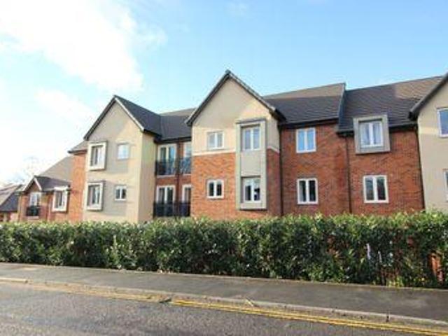 2 Bedrooms Flat for sale in Longsight Lane, Bolton BL2