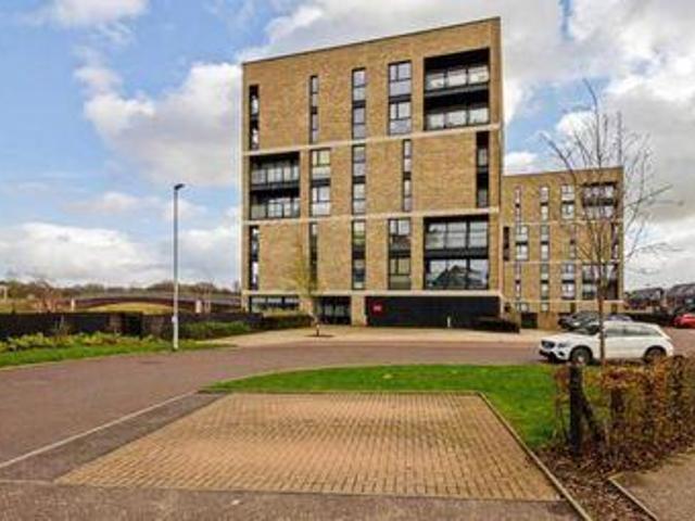2 Bedrooms Flat for sale in London Avenue, Glasgow, Lanarkshire G40