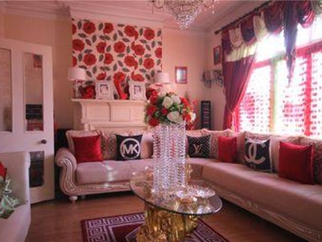 2 Bedrooms Flat for sale in London Road, Croydon CR0