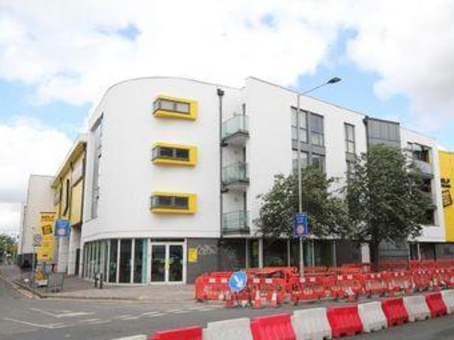 2 Bedrooms Flat for sale in London Road, Kingston Upon Thames KT2