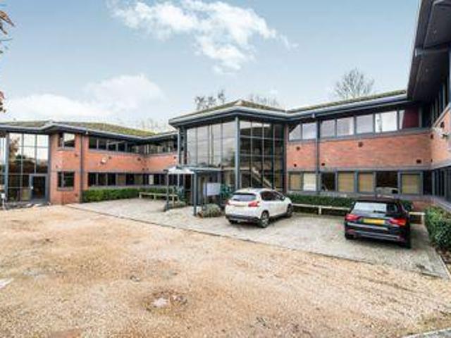 2 Bedrooms Flat for sale in London Road, Old Basing, Basingstoke RG24