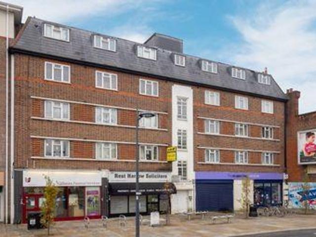 2 Bedrooms Flat for sale in London Road, Mitcham CR4