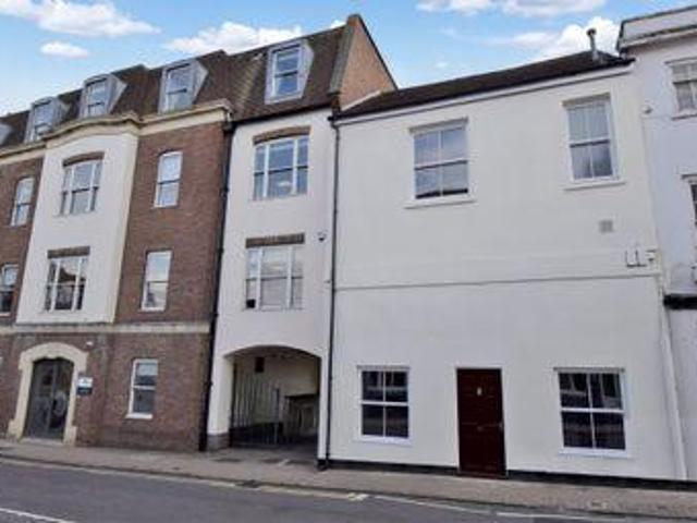 2 Bedrooms Flat for sale in London Road, Newbury RG14