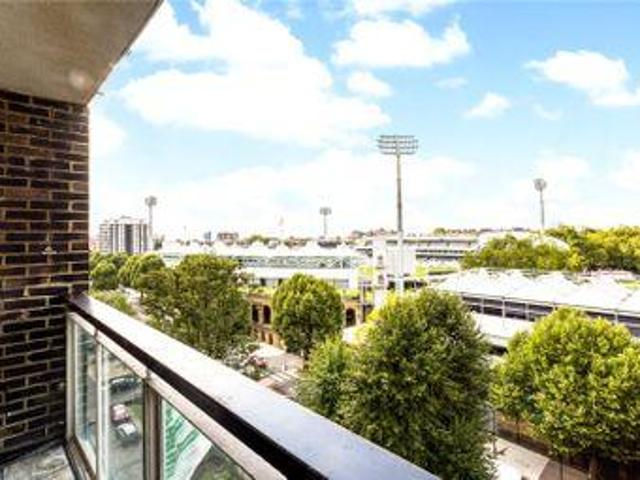 2 Bedrooms Flat for sale in Lords View, St. Johns Wood Road, London NW8
