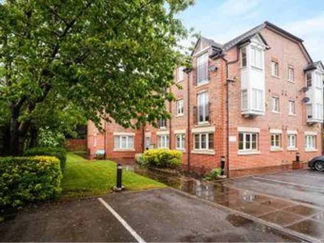 2 Bedrooms Flat for sale in Laurieston Court, Cheadle SK8