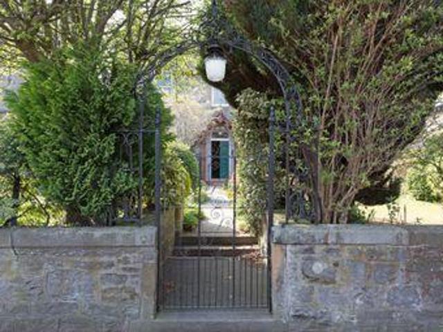 2 Bedrooms Flat for sale in Laverockbank Terrace, Edinburgh EH5