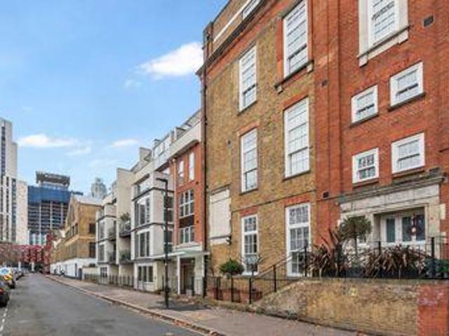 2 Bedrooms Flat for sale in Lawn Lane, London SW8