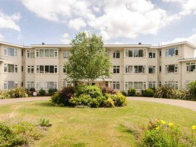 2 Bedrooms Flat for sale in Lake Close, Wimbledon SW19
