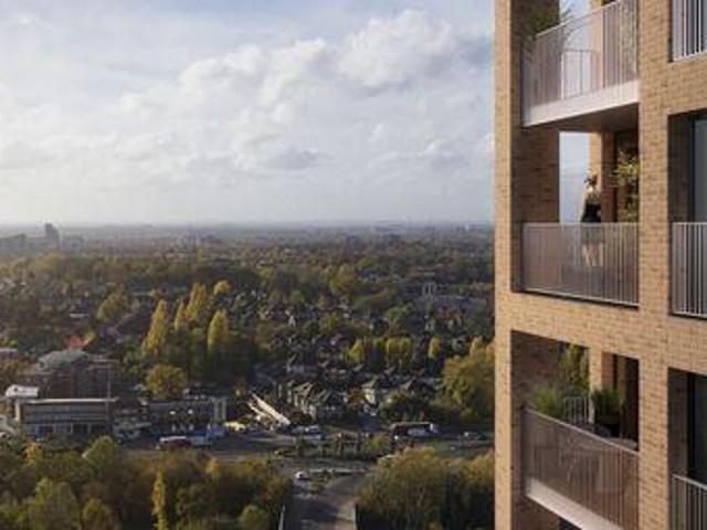 2 Bedrooms Flat for sale in Lakeside Drive, Park Royal, London NW10