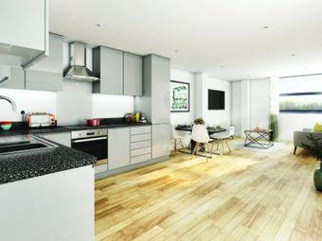 2 Bedrooms Flat for sale in Lambourn Square, Newbury RG14