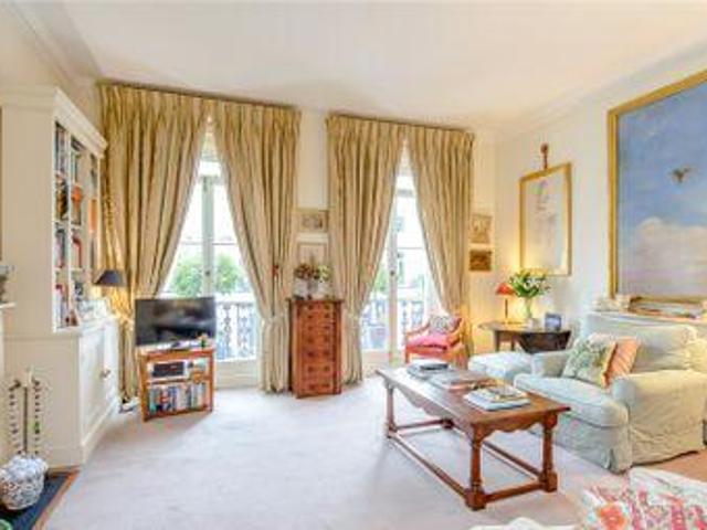 2 Bedrooms Flat for sale in Lamont Road, Chelsea, London SW10