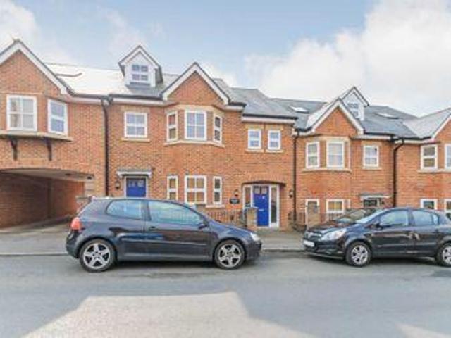 2 Bedrooms Flat for sale in Langdon Street, Tring HP23