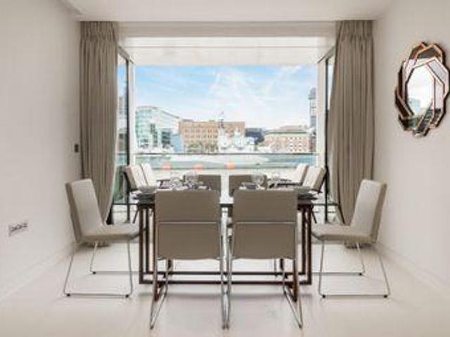 2 Bedrooms Flat for sale in Landmark Place, Sugar Quay, Lower Thames Street, City, London EC3R