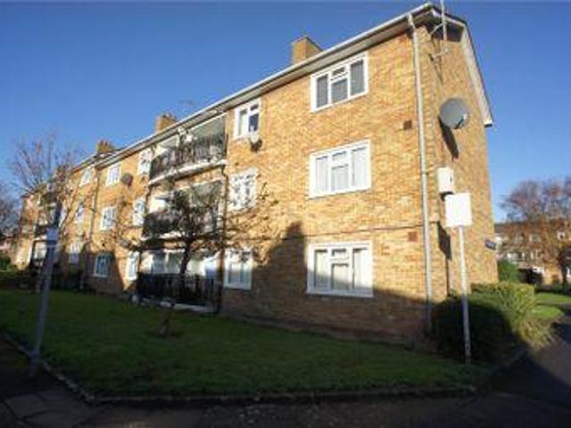 2 Bedrooms Flat for sale in Lansbury House, Victoria Street, Upper Belvedere, Kent DA17