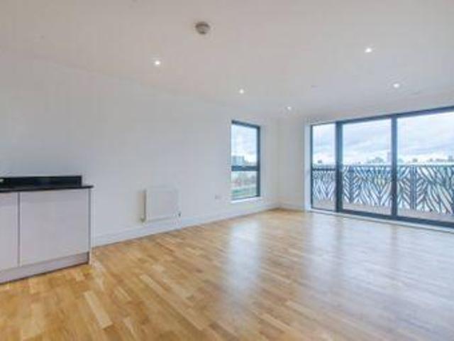 2 Bedrooms Flat for sale in Leven Road, Tower Hamlets E14