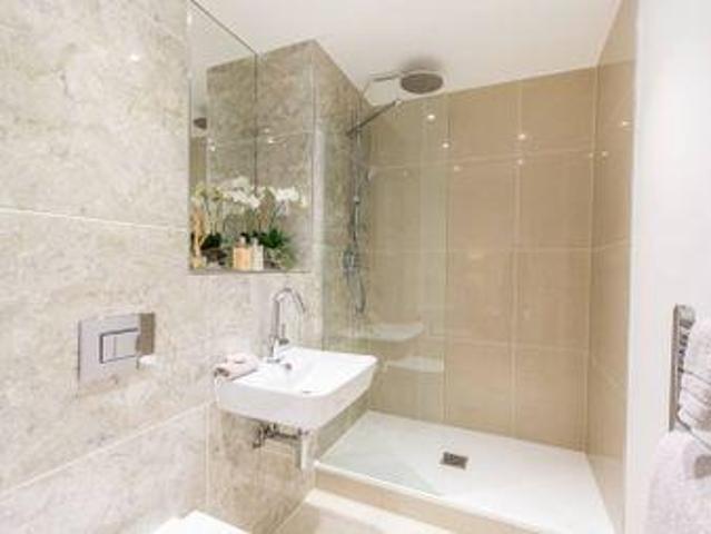 2 Bedrooms Flat for sale in Leven Wharf, Poplar E14