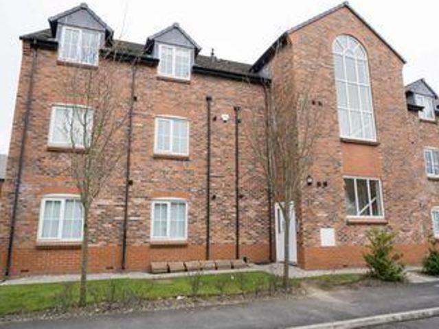 2 Bedrooms Flat for sale in Leigh Street, Westhoughton, Bolton BL5