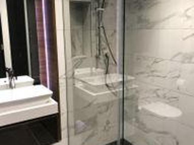 2 Bedrooms Flat for sale in Leman Street, London E1