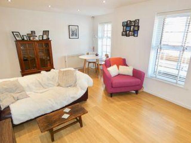 2 Bedrooms Flat for sale in Liverpool Road, Manchester M3