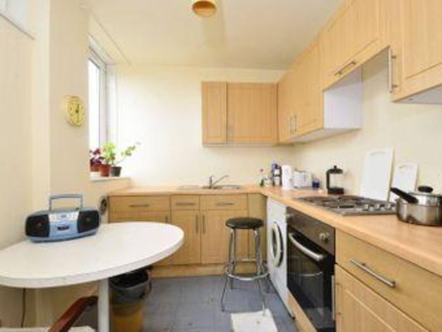 2 Bedrooms Flat for sale in Linstead Way, Southfields SW18