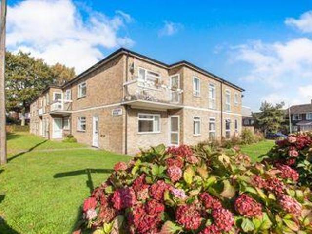 2 Bedrooms Flat for sale in Lionard House, Canterbury, Kent, Canterbury CT2
