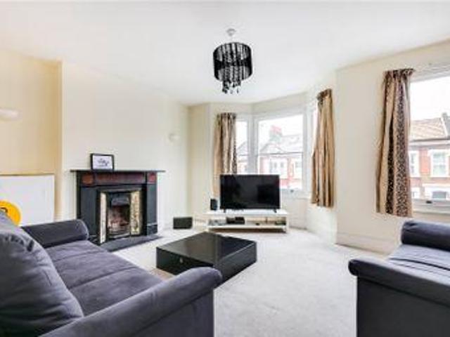 2 Bedrooms Flat for sale in Lysias Road, London SW12