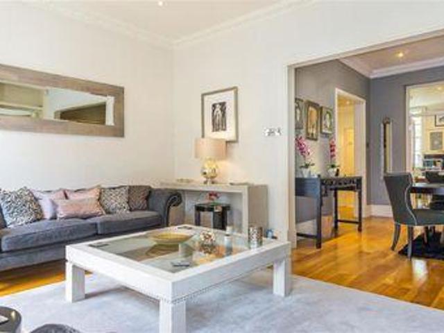 2 Bedrooms Flat for sale in Motcomb Street, Belgravia, London SW1X