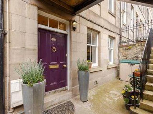 2 Bedrooms Flat for sale in Montgomery Street, Edinburgh EH7