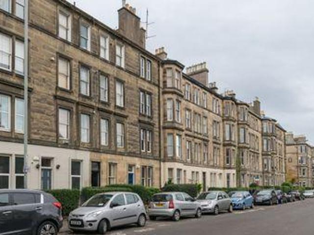 2 Bedrooms Flat for sale in Montgomery Street, Edinburgh EH7