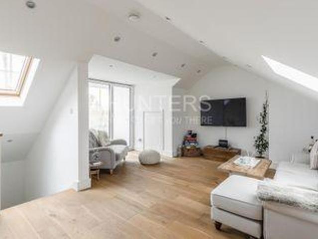 2 Bedrooms Flat for sale in Maygrove Road, London NW6
