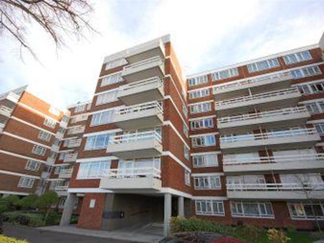 2 Bedrooms Flat for sale in Mayflower Lodge, Regents Park Road, Finchley, London N3