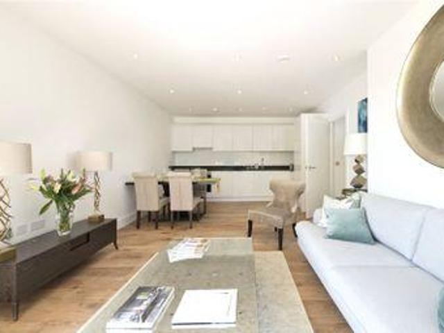 2 Bedrooms Flat for sale in Mackenzie House, 363 Lillie Road, London SW6