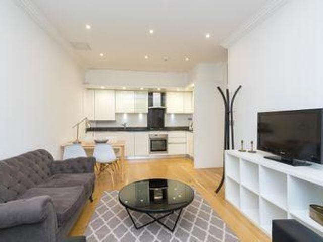 2 Bedrooms Flat for sale in Mackenzie Road, London N7