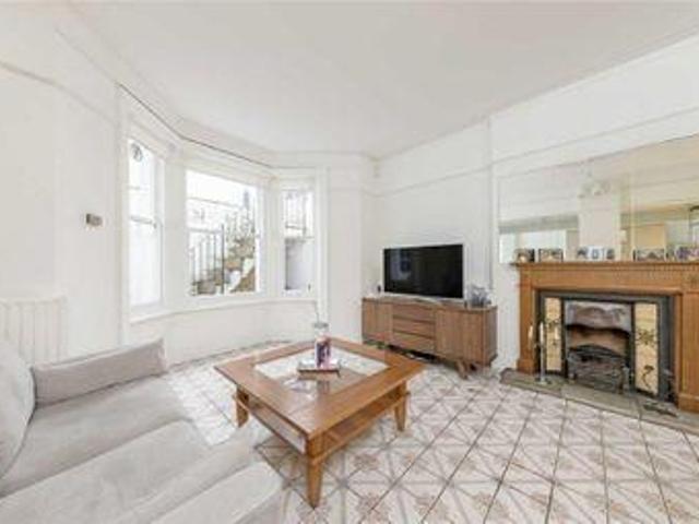 2 Bedrooms Flat for sale in Maclise Road, Kensington W14
