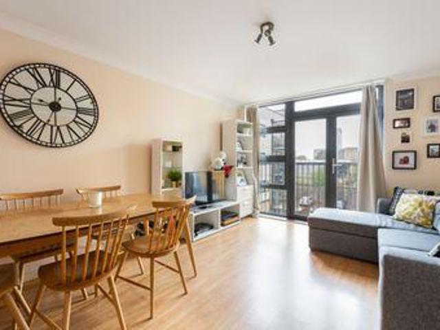 2 Bedrooms Flat for sale in Maltings Close, London E3