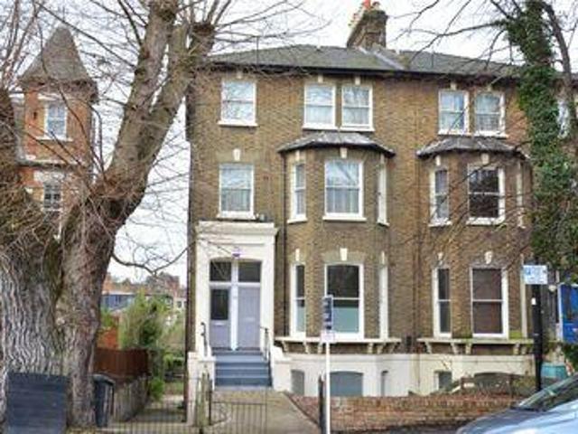 2 Bedrooms Flat for sale in Manor Park, Hither Green, London SE13