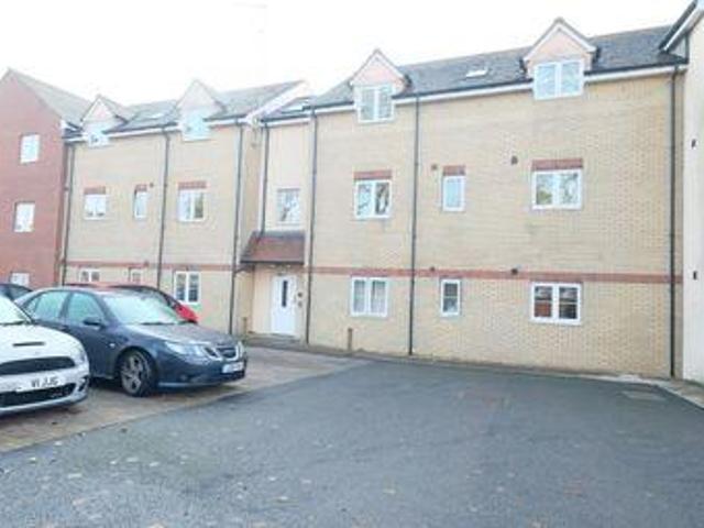 2 Bedrooms Flat for sale in Manse Gardens, Dunmow CM6