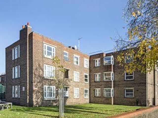 2 Bedrooms Flat for sale in Mapledene Road, Hackney E8