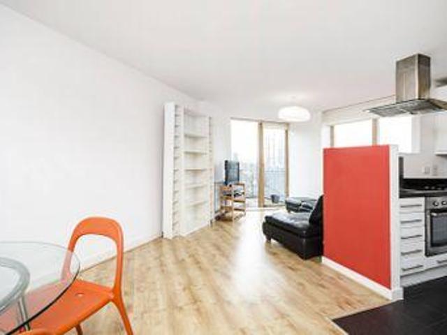 2 Bedrooms Flat for sale in Mare Street, Hackney E8