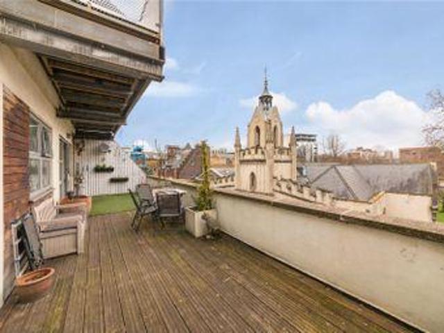 2 Bedrooms Flat for sale in Market Yard Mews, London SE1