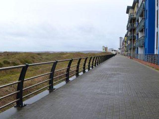 2 Bedrooms Flat for sale in Maritime Quarter, Swansea SA1