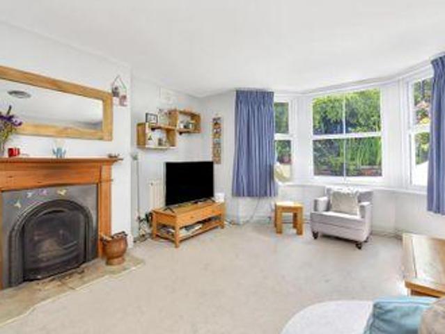 2 Bedrooms Flat for sale in Marmora Road, London SE22
