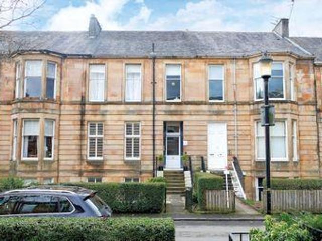 2 Bedrooms Flat for sale in Marywood Square, Elevated Ground Floor, Strathbungo, Glasgow G41