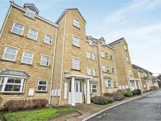 2 Bedrooms Flat for sale in Meadow Road, Apperley Bridge, Bradford BD10