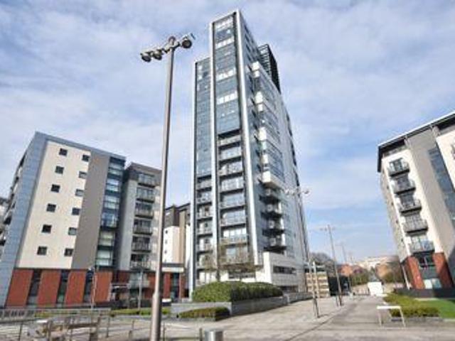 2 Bedrooms Flat for sale in Meadowside Quay Square, Glasgow G11