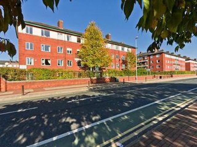 2 Bedrooms Flat for sale in Melmerby Court, Eccles New Road, Salford M5