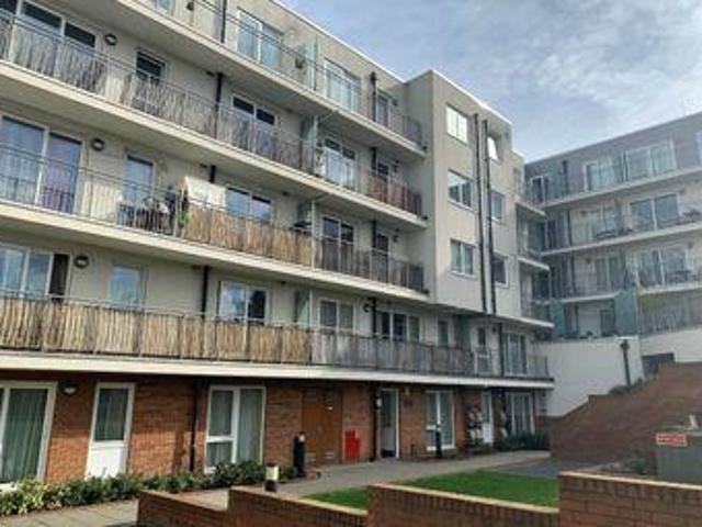 2 Bedrooms Flat for sale in Mercian Lodge, Lankaster Gardens, East Finchley, London N2