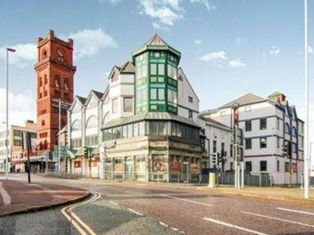 2 Bedrooms Flat for sale in Mersey View, Hamilton Street, Birkenhead CH41
